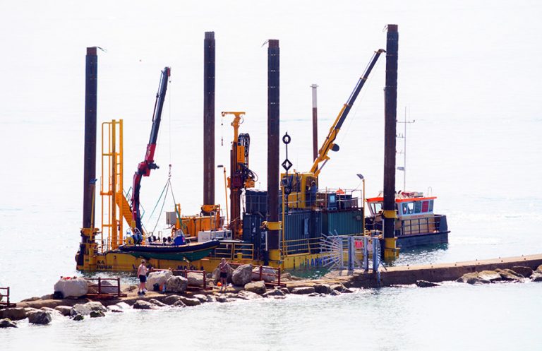 Seabed Investigations at Hengistbury Head - Jenkins Marine